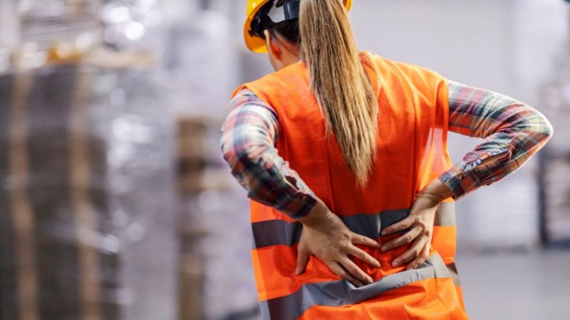 Gestes et Postures au Travail : 9 conseils pour prévenir les TMS